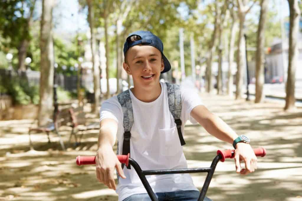 21 Awesome Hobbies For Teen Boys - Hobby Knowhow