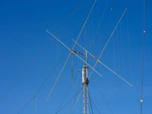 Ham Radio Antenna Height (What's The Best Height?) - Hobby Knowhow