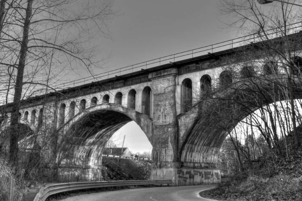 Best Places To Ghost Hunt In The USA (Top 20) - Hobby Knowhow