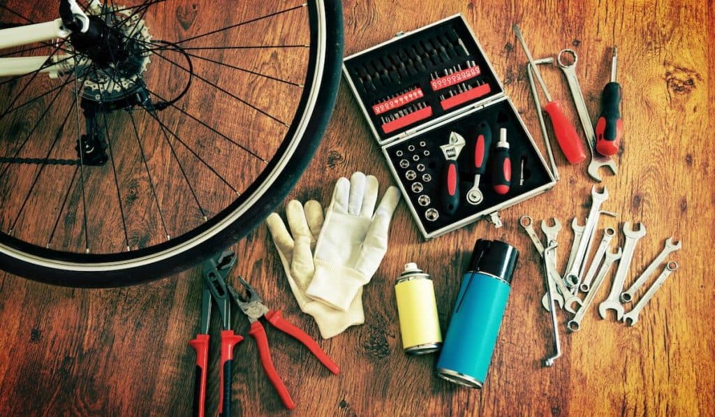 Best Bikepacking Repair Kit (Top 5 Reviewed) - Hobby Knowhow
