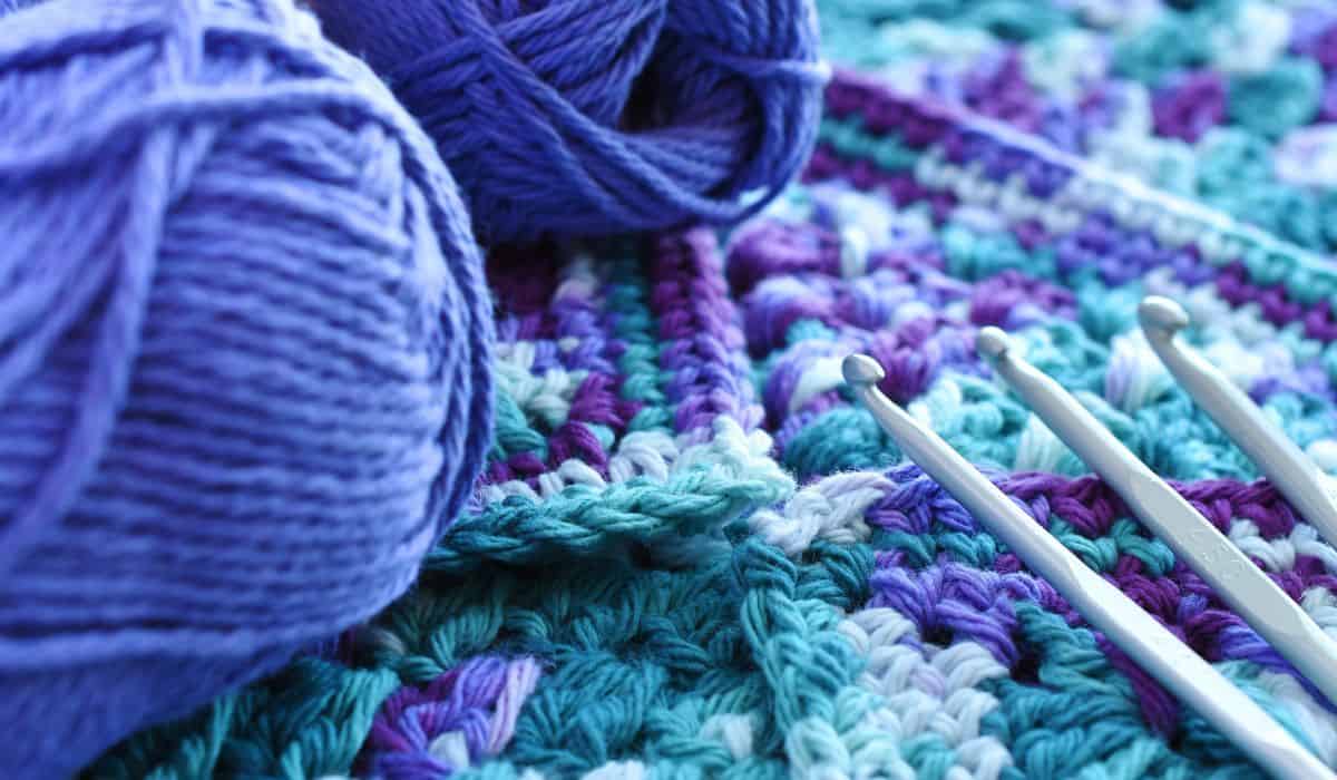 Crocheting Hobby: The Beginners Guide - Hobby Knowhow