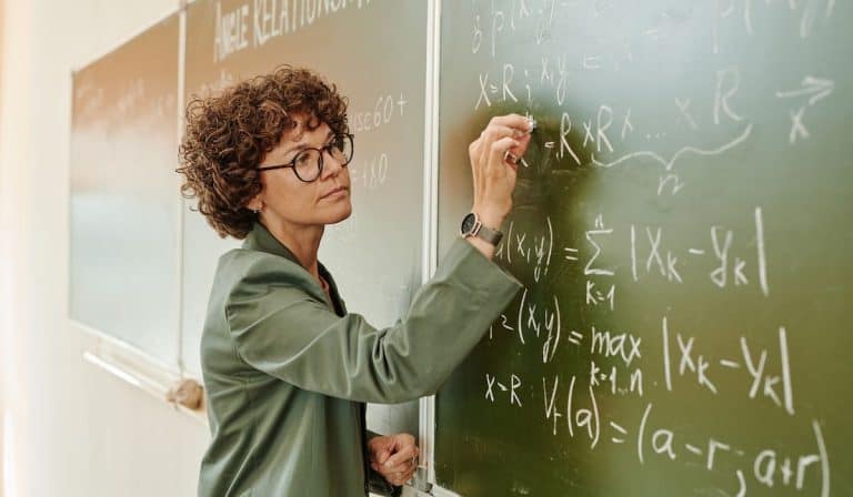 7 Hobbies Related To Mathematics - Hobby Knowhow