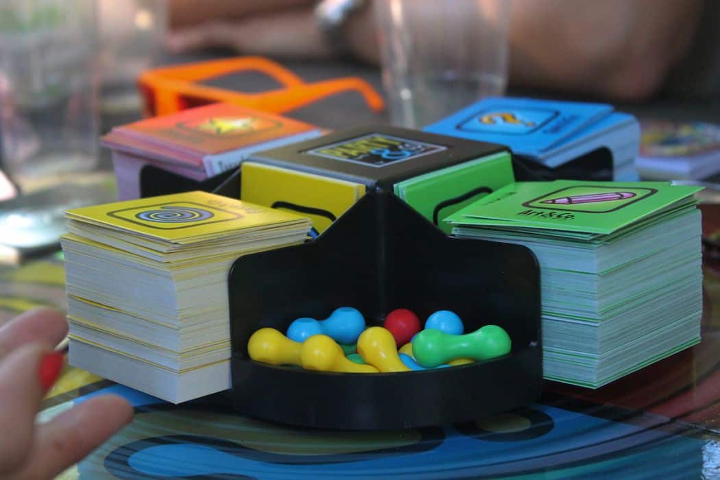 70 Easy Party Games - Hobby Knowhow